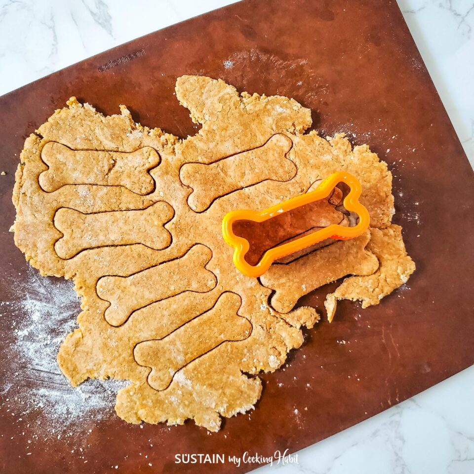 Easy Homemade Peanut Butter Dog Treats Recipe - Sustain My Cooking Habit